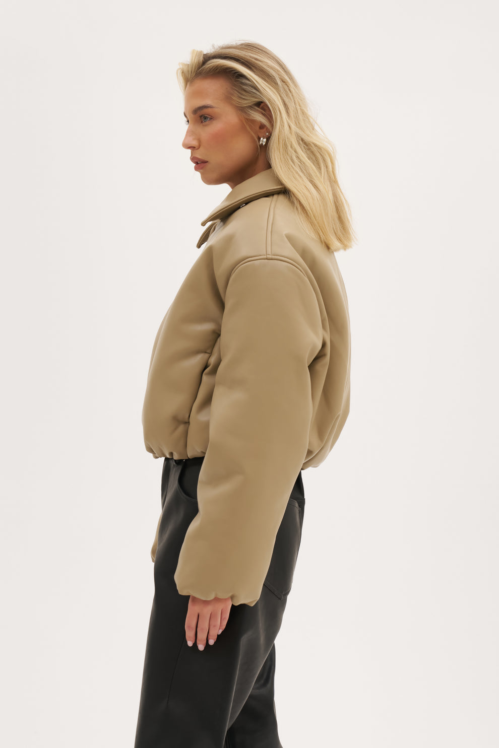 Aspen Puffer Jacket - Beige – Maebe